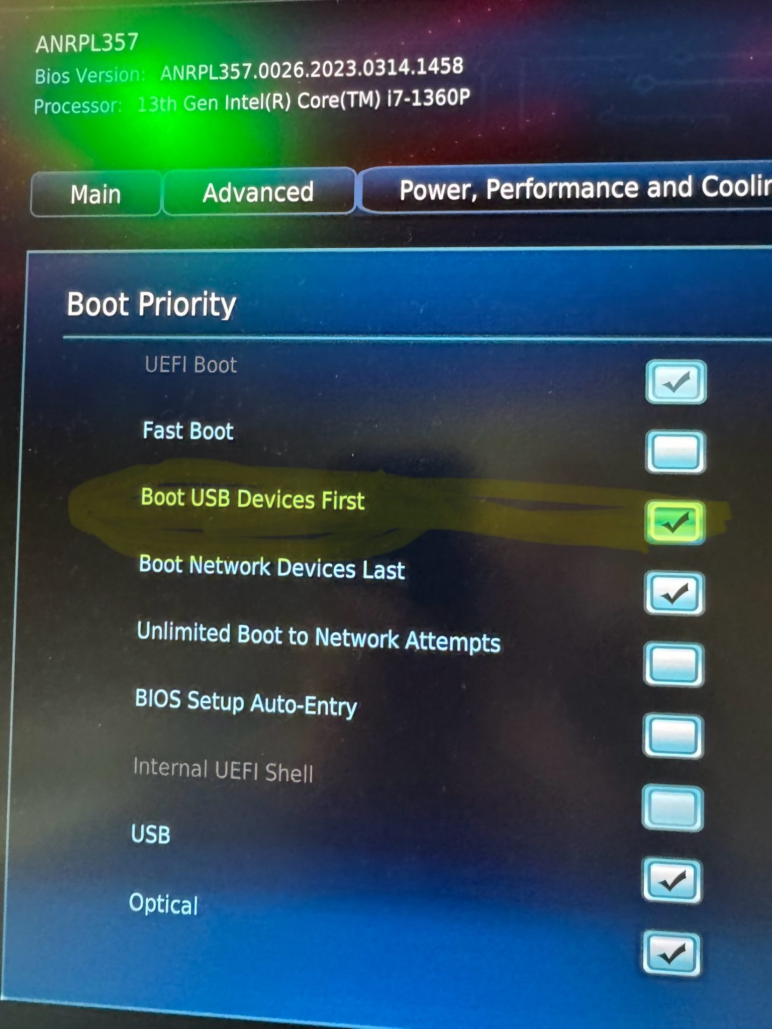 Install ESXi 8 on Intel NUC 13 – Blog of Kliment Andreev – A place so I ...